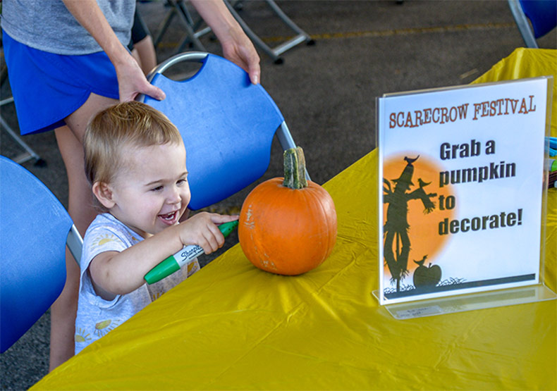 This weekend in Johnson County — Scarecrows, pumpkins and more