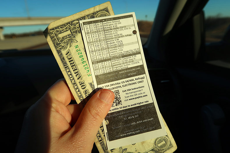 The Kansas Turnpike is ditching toll booths and going cashless